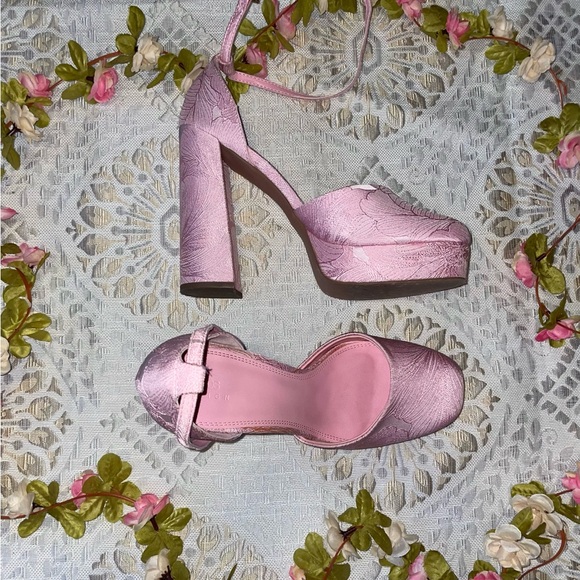 ASOS | Shoes | Asos Design Womens 2 Light Pink Floral Chunky Platform ...